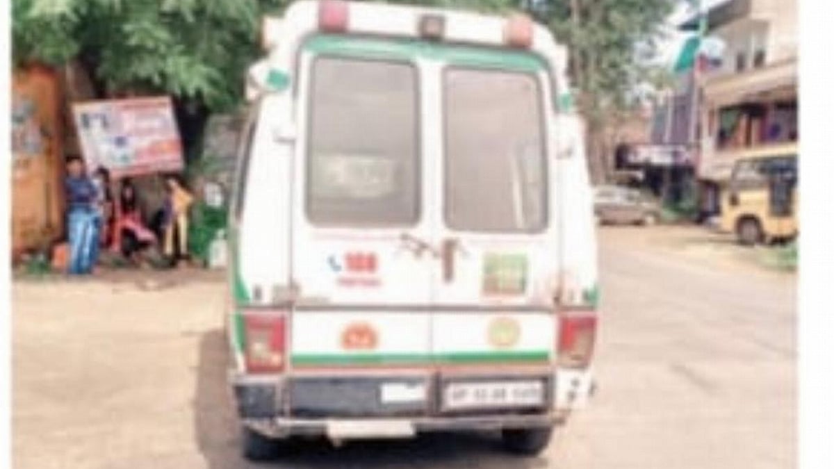 MP: No ambulance, Janani Express rarely available at Gandhwani CHC