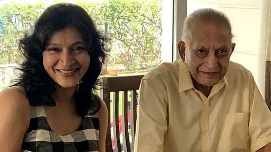 RIP Krishna: Daughter Manjula Ghattamaneni shares emotional note on her ...