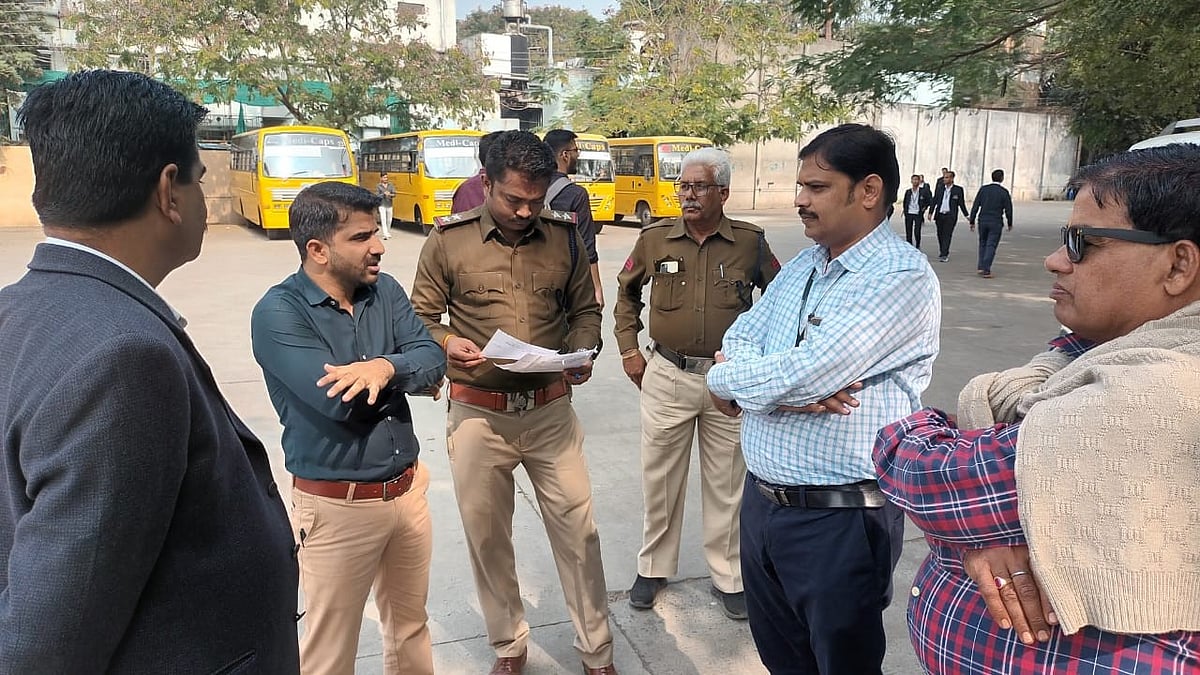 Indore: RTO cracks whip on school buses, 4 buses seized, 19K fine slapped