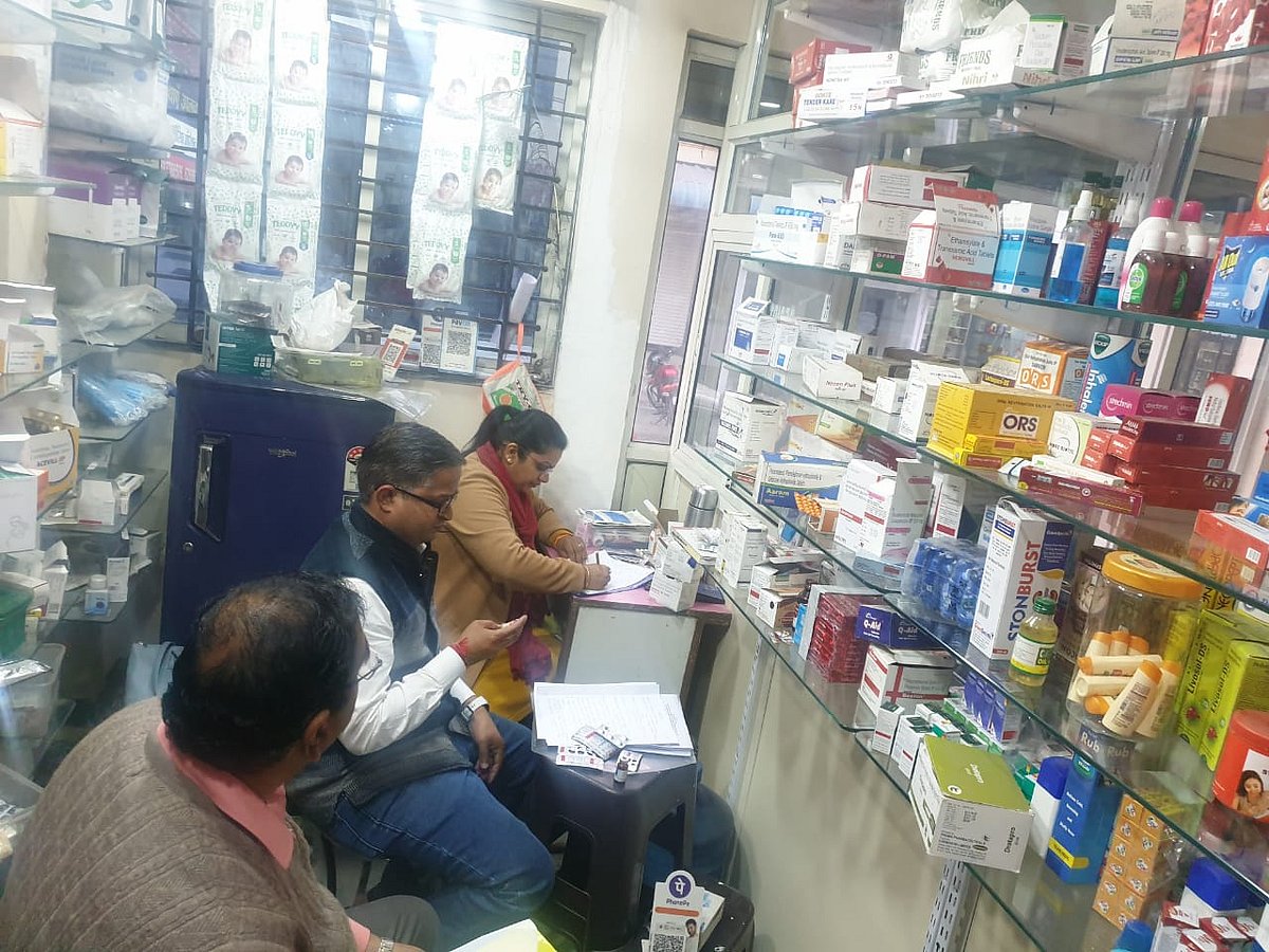 Indore: Gross drug violation at hospital, medical store