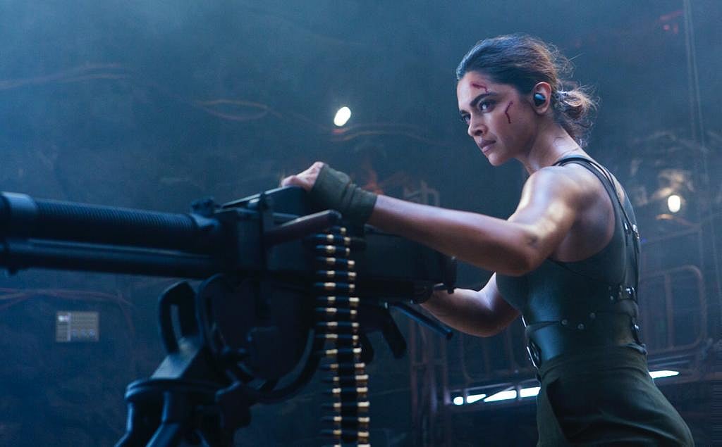 Pathaan: Deepika Padukone to wield gattling gun in jaw-dropping solo ...