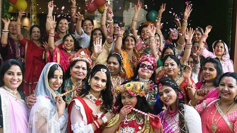 Indore: Phag Utsav celebrated with gusto at Ranjit Hanuman