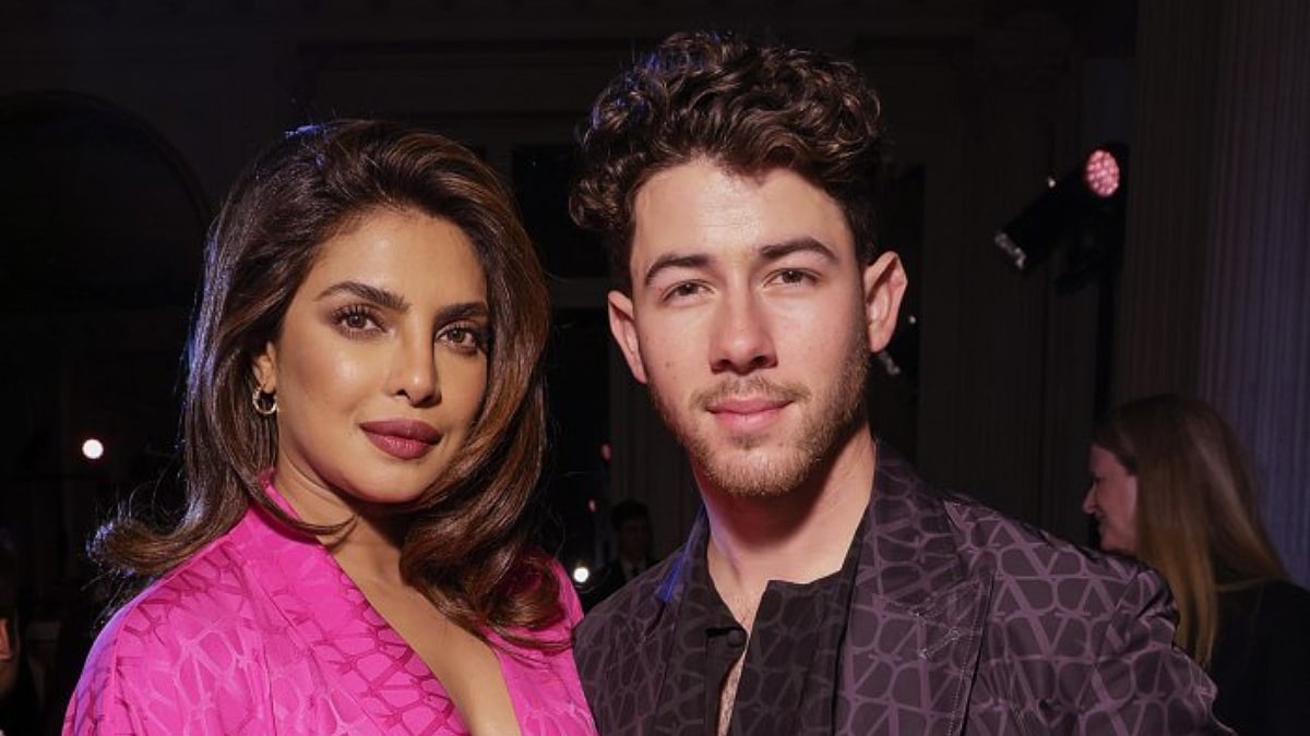 Priyanka Chopra Jonas: Old Karan Johar tweets crop up on the net ...