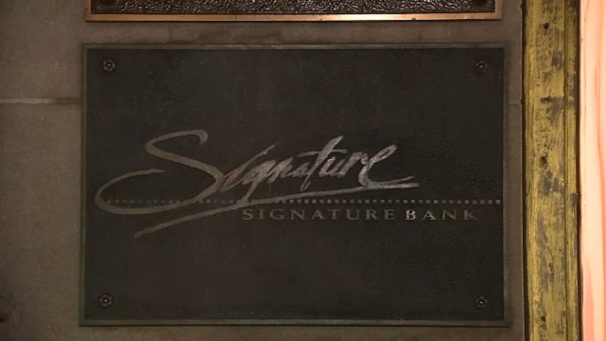 After SVB collapse, New York's Signature Bank falls to massive deposit ...