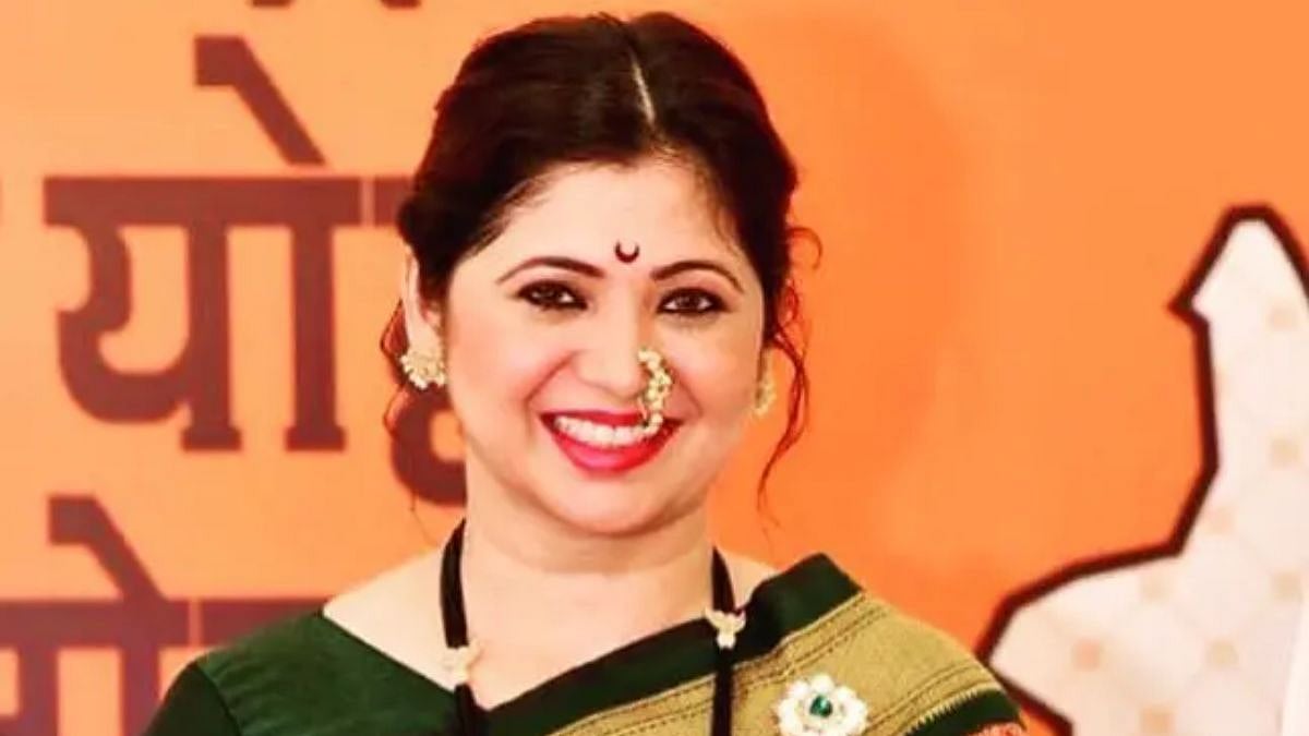 Actress Deepali Sayed files defamation case against ex-PA after he ...