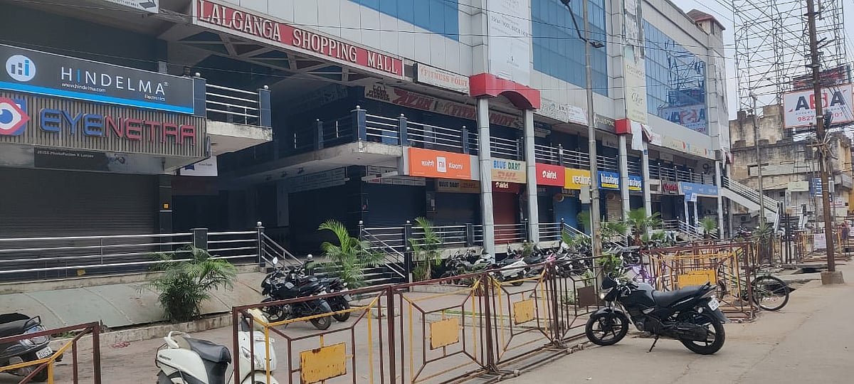 Raipur wears deserted look after VHP calls for bandh in Chhattisgarh ...