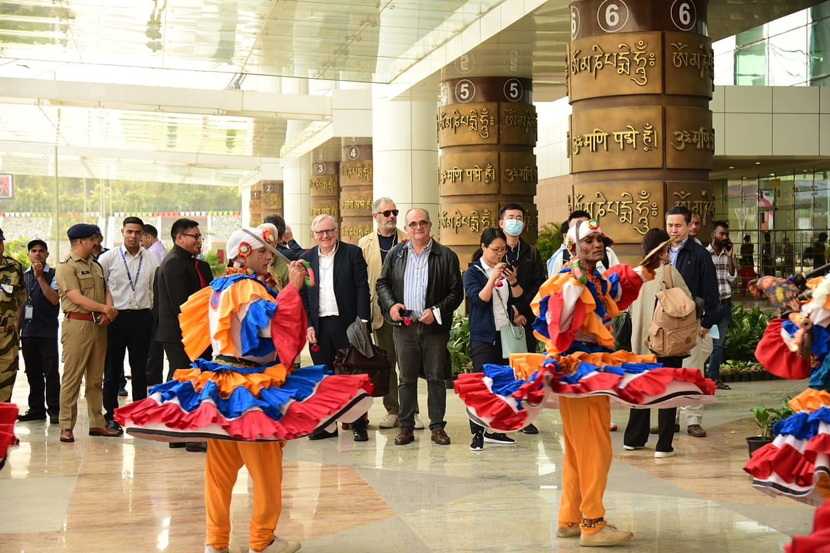 Foreign delegates arrive at Jollygrant Airport in Uttarakhand for G 20 ...