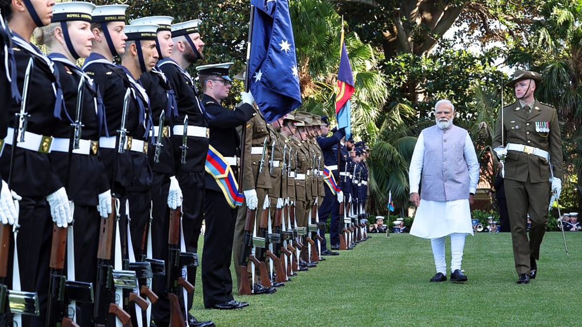 PM Modi accorded Ceremonial Guard of Honour at Admiralty House in Sydney