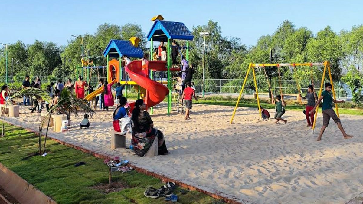 Thane News: TMC Opens Kolshet Creek Garden After Year-long Wait