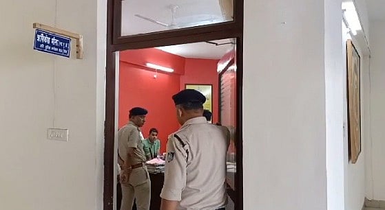 MP Shocker: Fake Doctor Working At Govt Hospital Revealed To Be Drug ...