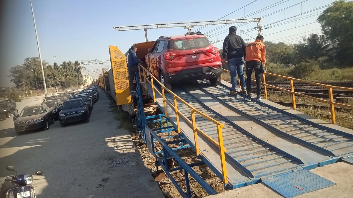 CR Witnesses Surge in Automobile Transportation: Record Increase in Car ...