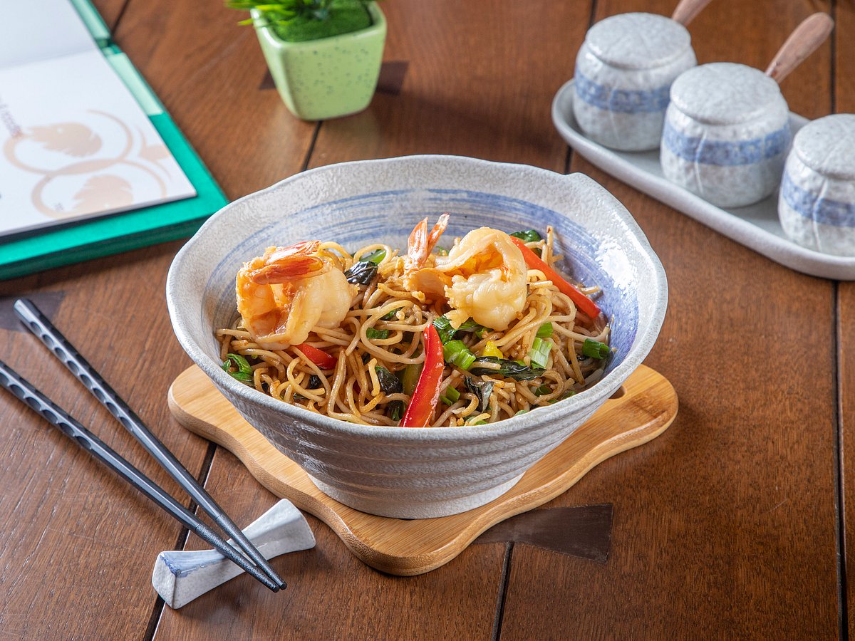 Mumbai: 5 Places That Are Offering Delicious Monsoon Menu