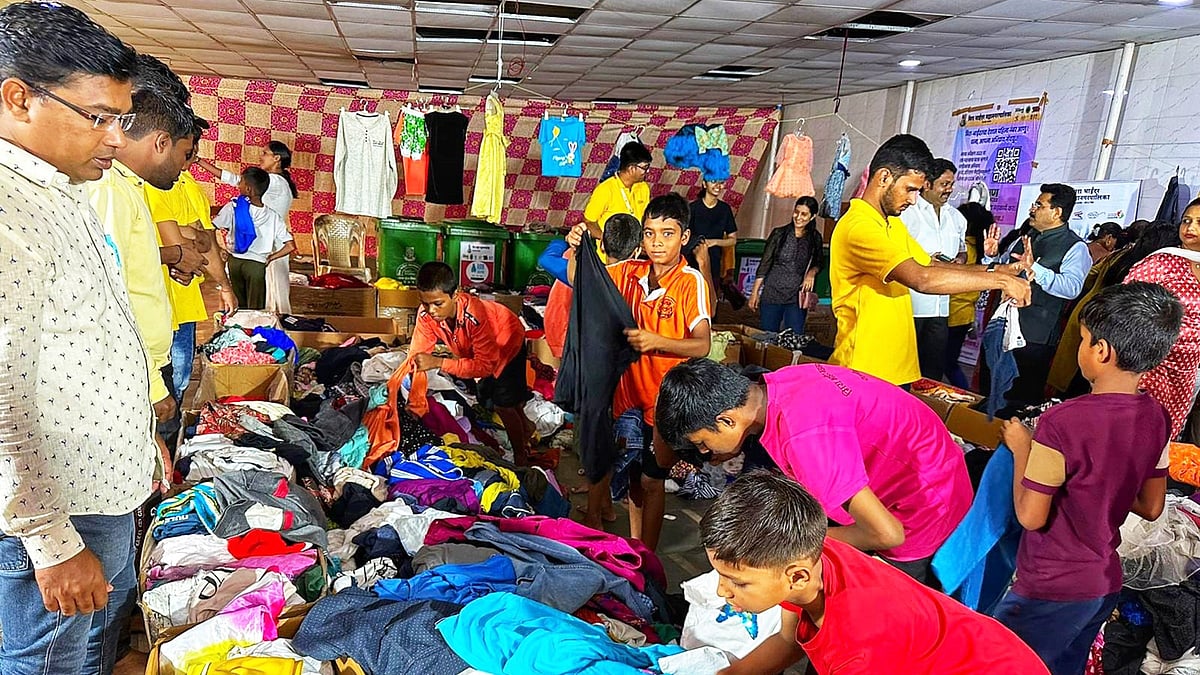 Mira-Bhayandar: Refurbished Clothes Distributed To The Needy In MBMC ...