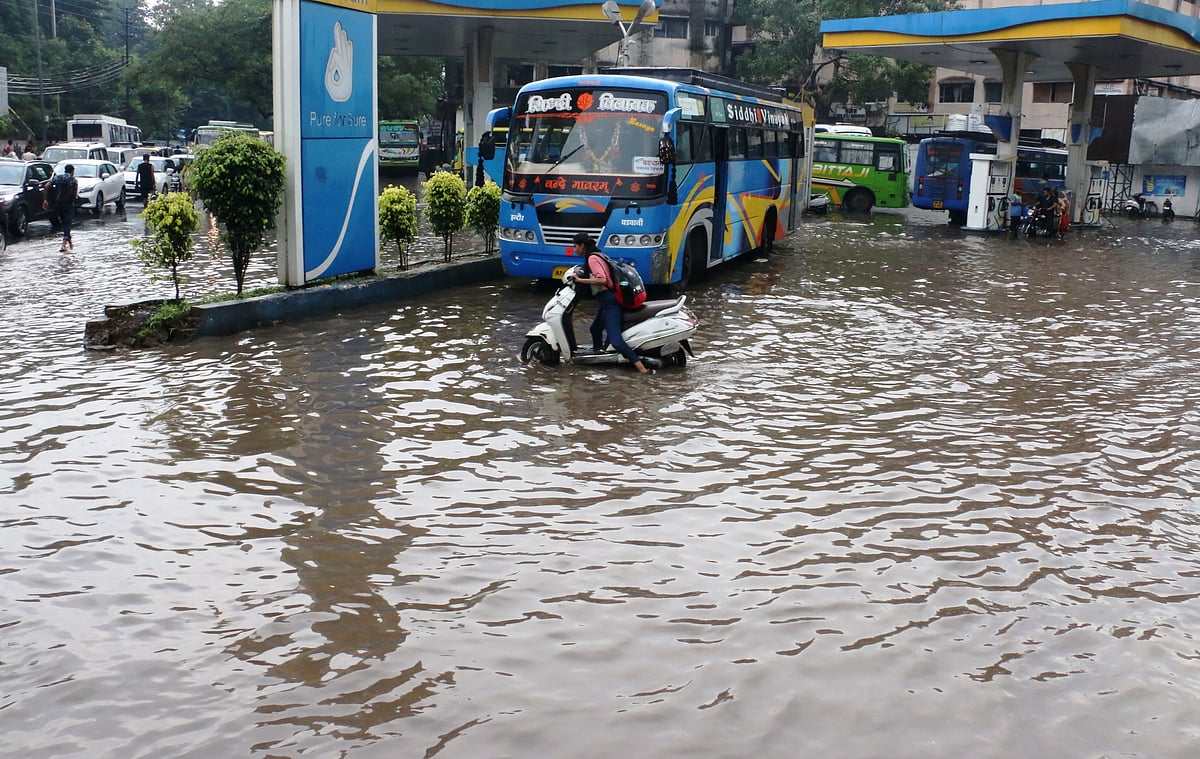 Indore: Heavy Rain Inundate Many Parts Of City