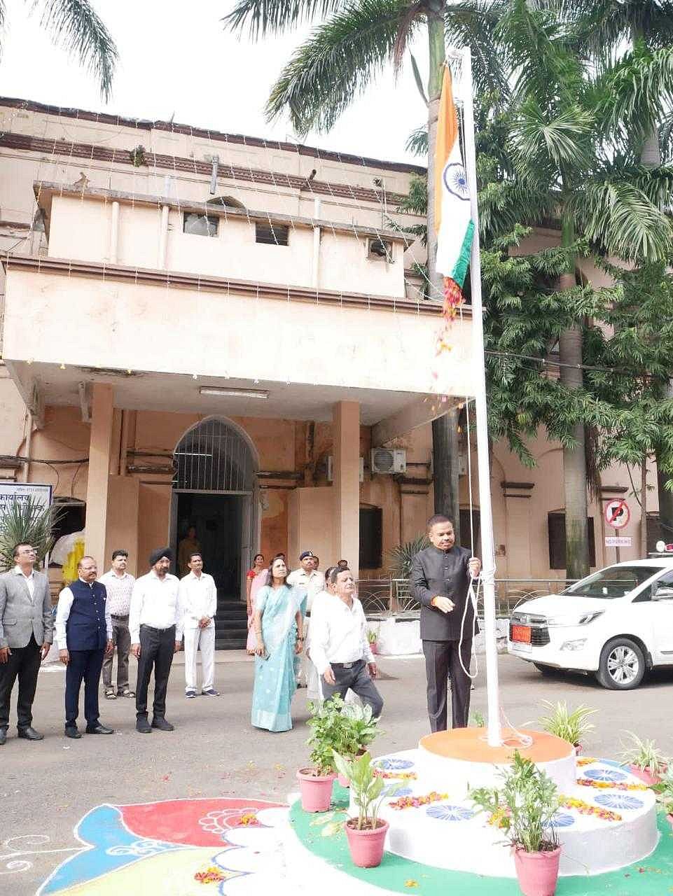 Indore: Minister Tulsi Silawat Hoists Tricolour At RAPTC Ground On 77th ...