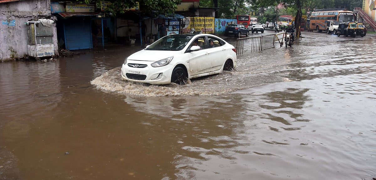MP Weather Update: Heavy Rains Continue In State, Red Alert For Very ...