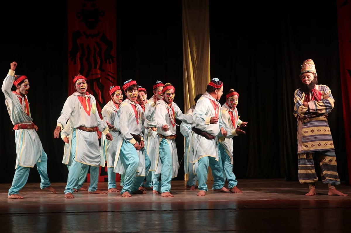 Bhopal: ‘Tukke Pe Tukka’ Staged At LBT