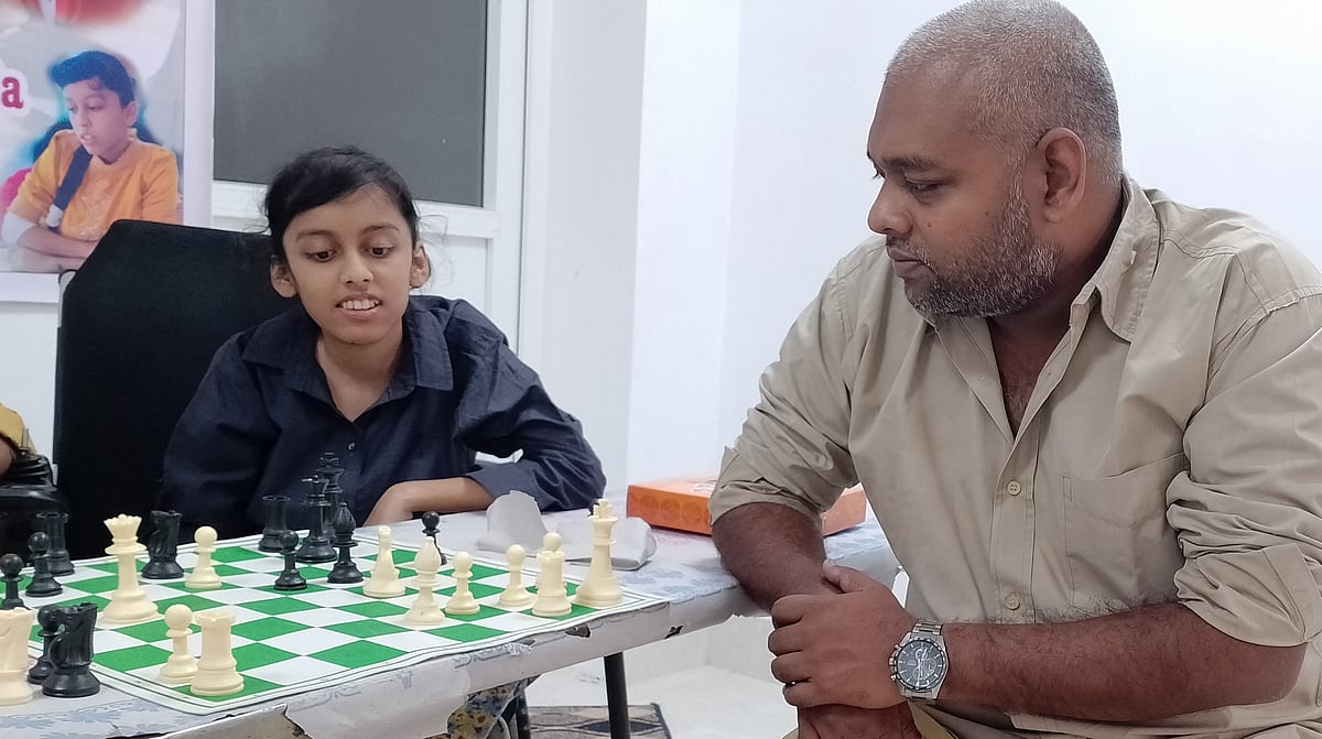 Paralympics Championships: Ujjain's Charvi leaves for China