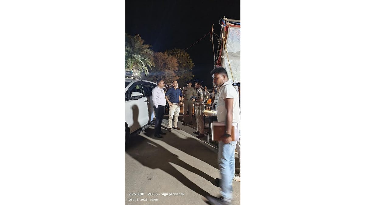 MP: Admin Keeps Eye On Vehicle, People Movement At State Border