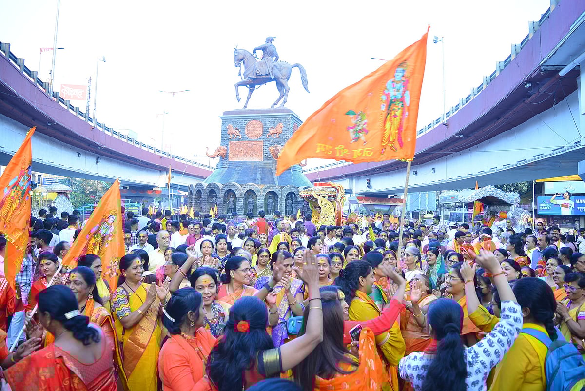 Chhatrapati Sambhajinagar: Lord Ram, Goddess Sita's Padukas Welcomed ...