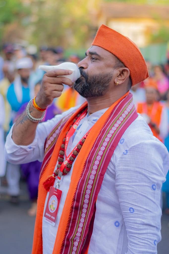 Shankhnaad Pathak: Pune Conch Blowers Invited to Ayodhya - In PHOTOS