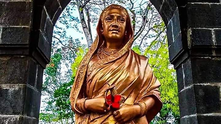 Rajmata Jijabai's Birth Anniversary: Chhatrapati Shivaji Maharaj's ...