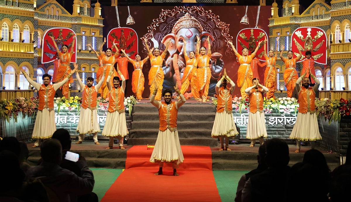 Mumbai News: WR Organises Mega Musical Show Culminating Celebrations Of ...
