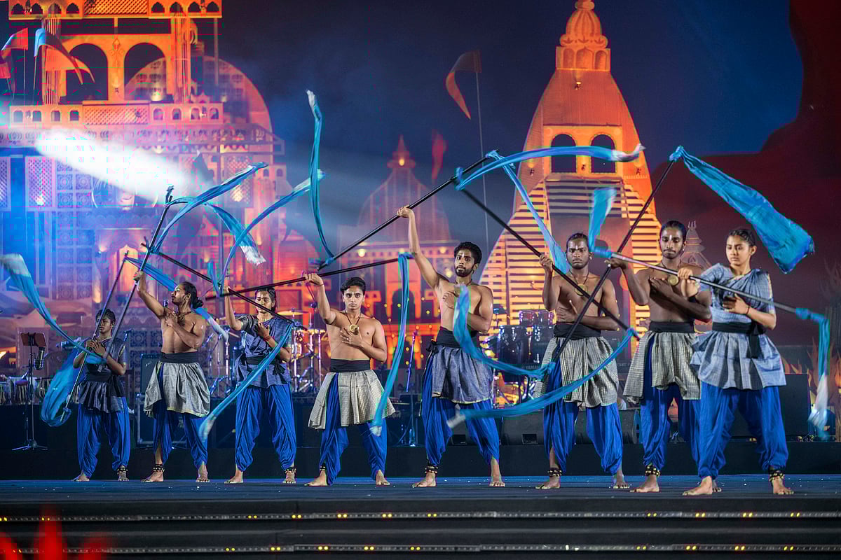 30th Year Of Isha Mahashivratri Themed On “Kashi” Held With A Bang In ...