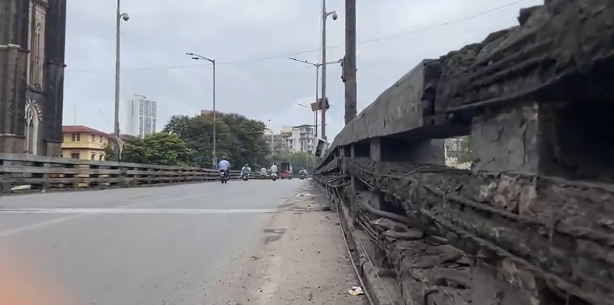 Mumbai: Gloria Bridge In Byculla Undergoes Repair Work, Heavy Vehicles ...