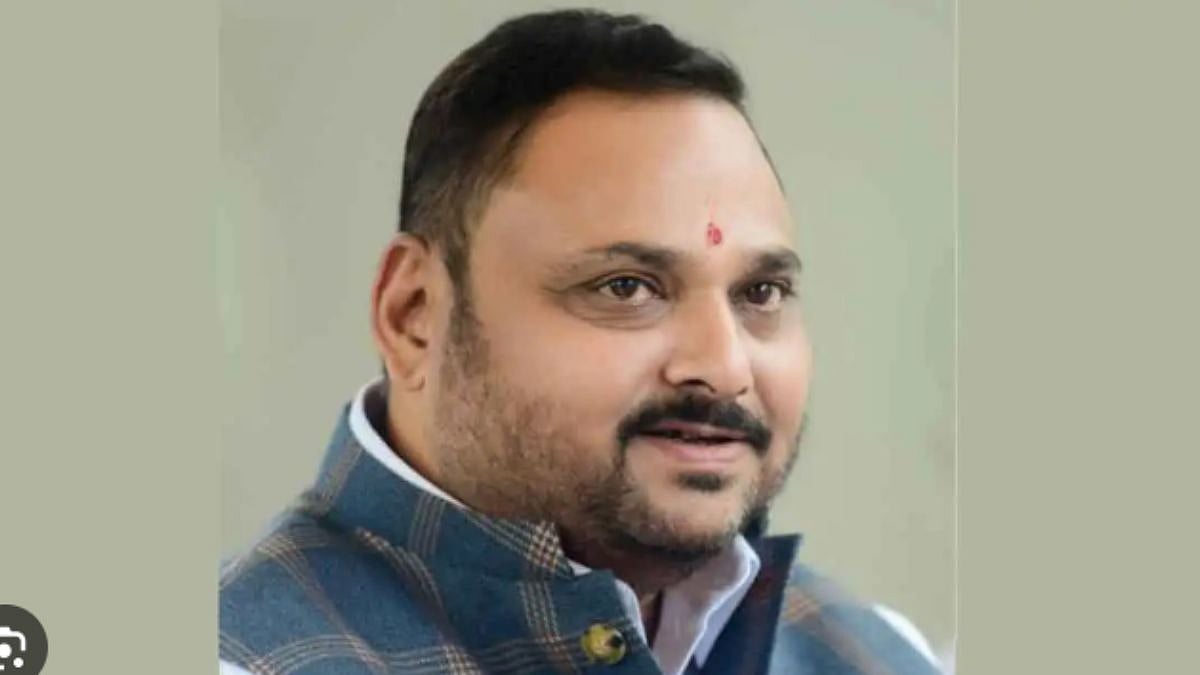 Maharashtra: Hathkanagle Seat Controversy As Jayant Patil Meets MLA ...