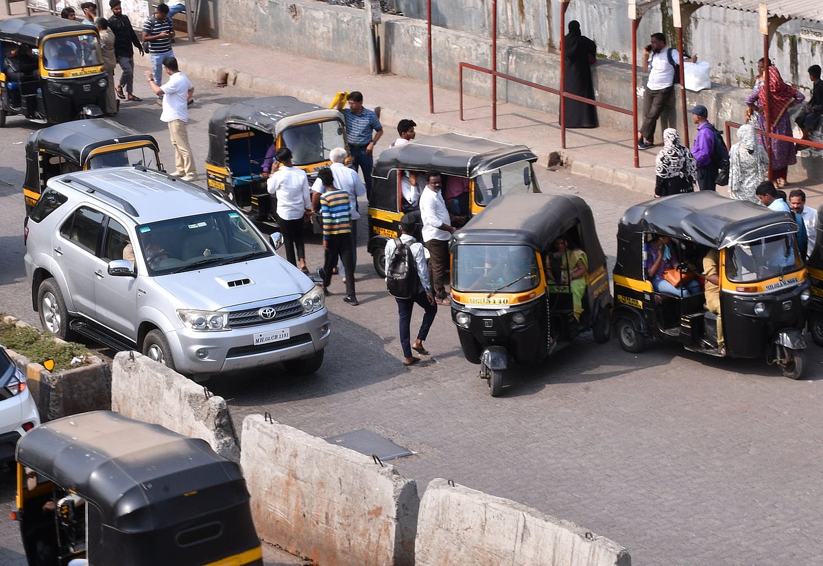 Mumbai News: Commuters Struggle Despite Traffic Police Takes Action ...