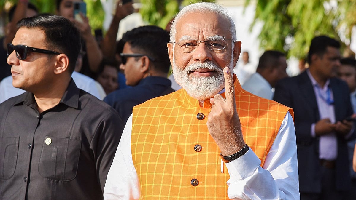 IN PICS: PM Narendra Modi, Home Minister Amit Shah, Others Cast Their ...