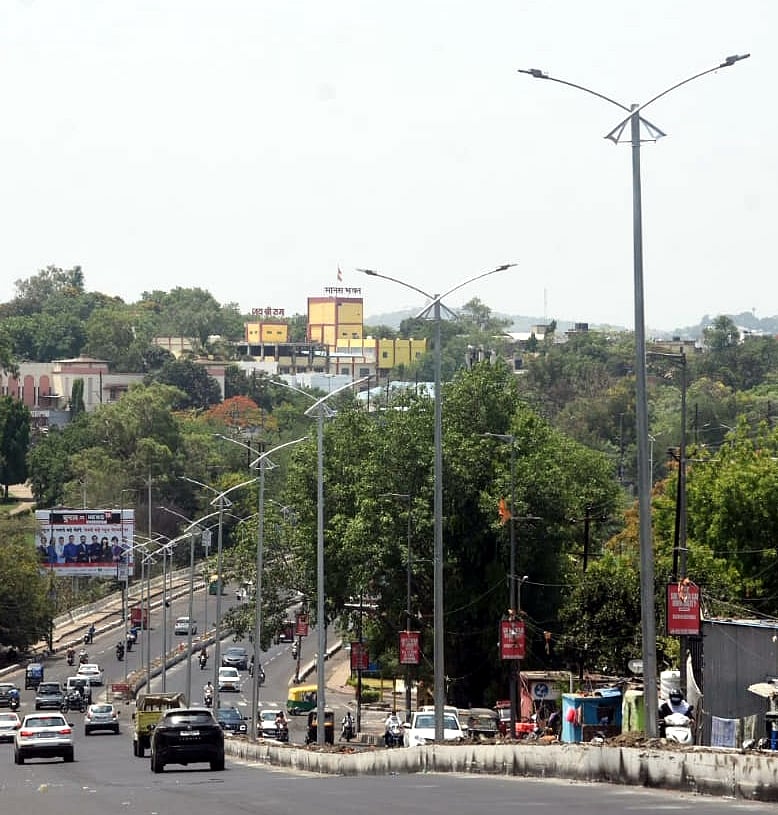 Snail’s Pace Of Central Verge Construction Turns Hoshangabad Road ...