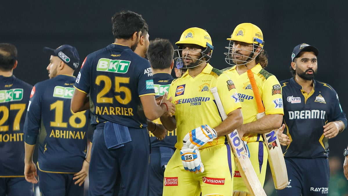 Video: CSK Fans Excited As Captain MS Dhoni Hits Massive Sixes During ...