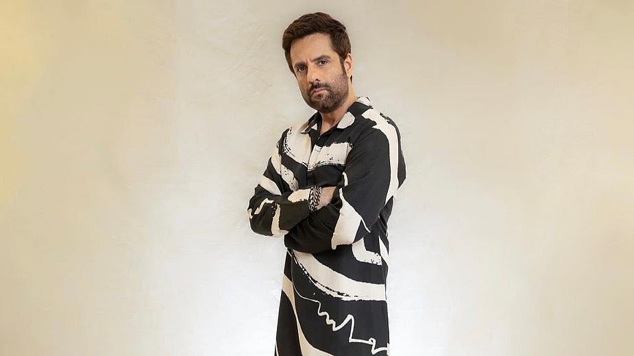 Fardeen Khan Reveals He Wasn't Ready For His Debut Film Prem Aggan ...