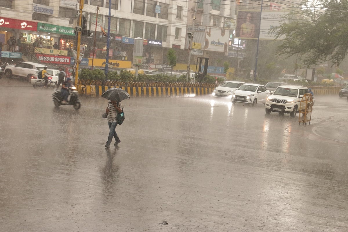 Indore: Rains Bring Relief To The City, Day Temperature Drops By Four ...