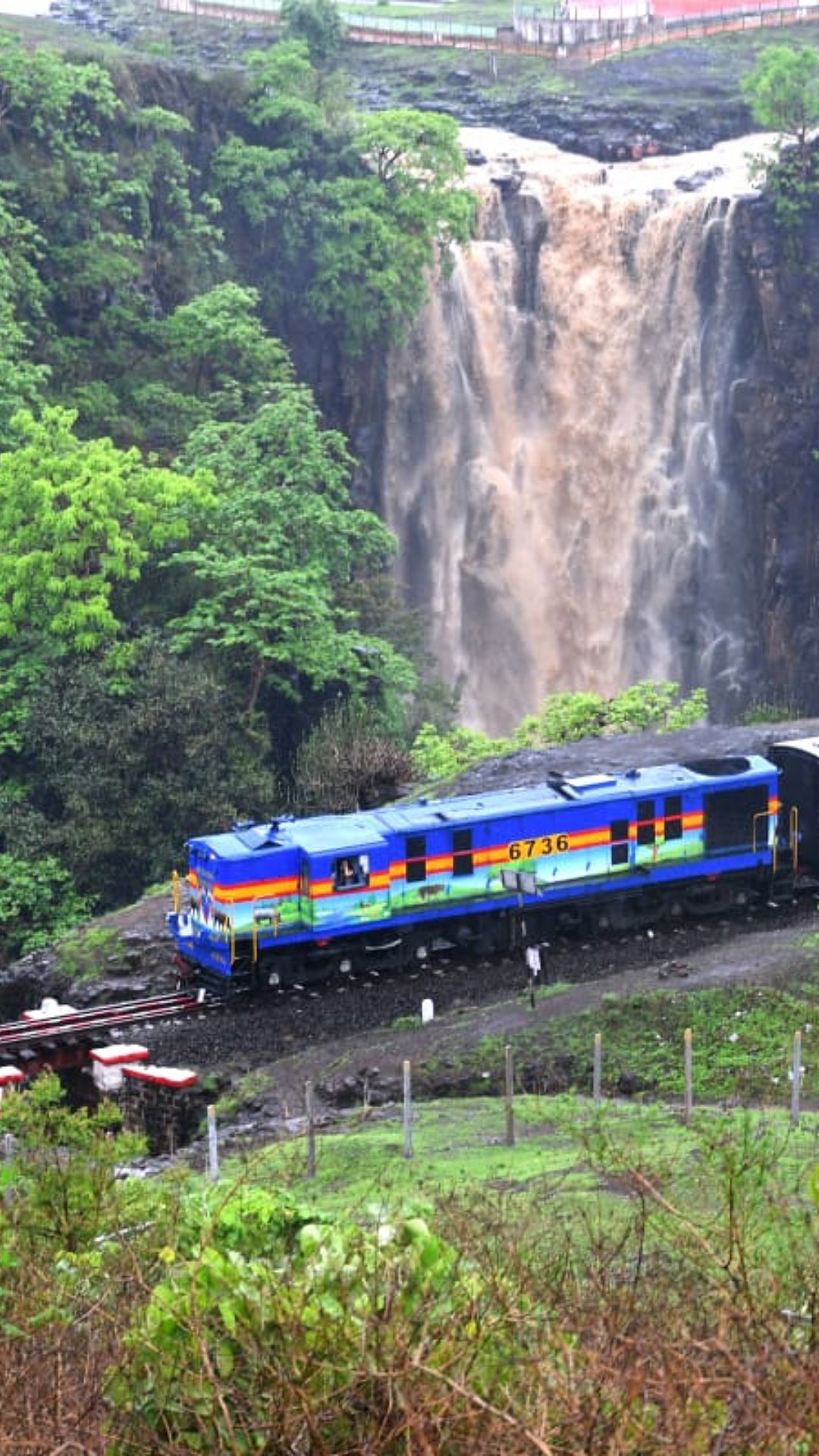 Patalpani-Kalakund: Madhya Pradesh's Monsoon-Special Treat For Travel ...