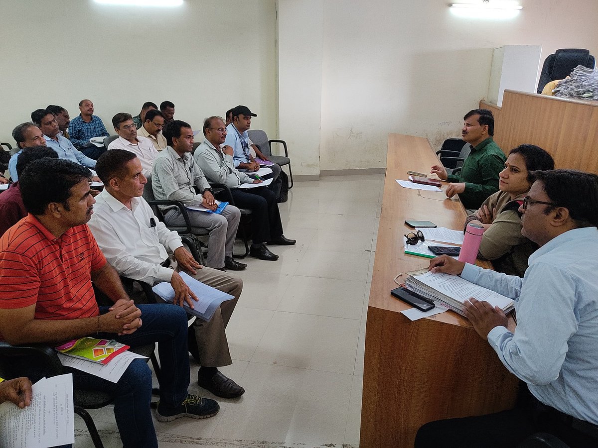 Indore: RTO Directs Educational Institutes To Ensure Kids' Safety In ...