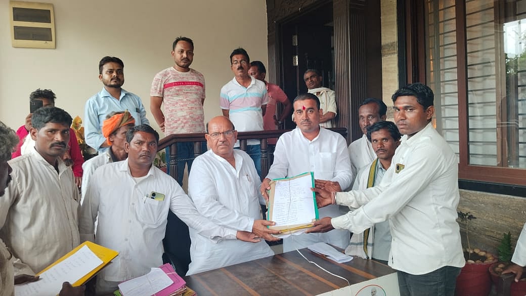Madhya Pradesh: Landless Farmers Of Sendhwa To Get Forest Lease Rights
