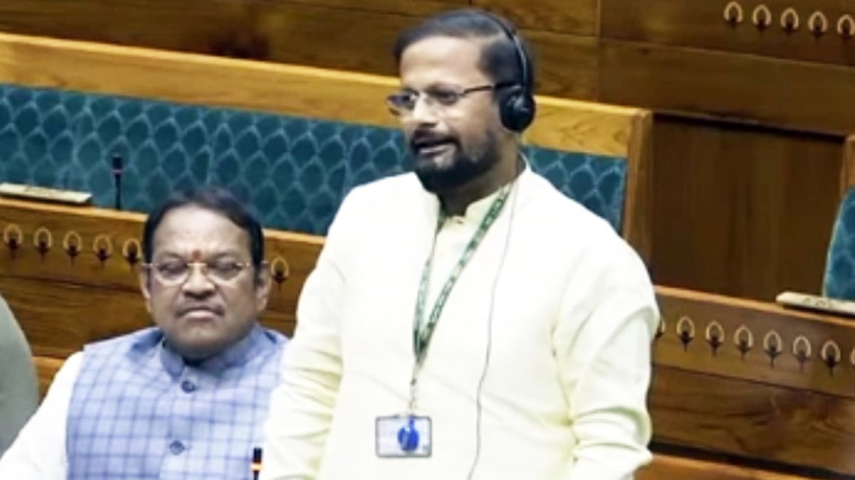 Mira-Bhayandar: Shiv Sena MP Naresh Mhaske Urges Transfer Of Salt Pan ...