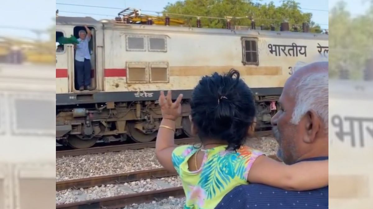Viral Video: Little Girl Says 'Bye' To Loco Pilot As He Waves Green ...