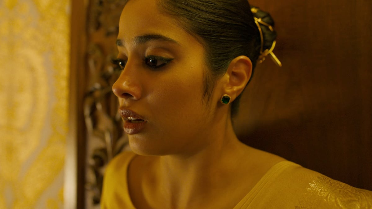 Ulajh Trailer: Janhvi Kapoor Impresses As IFS Officer, Fights Being ...