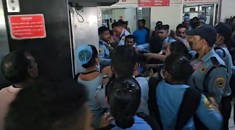 VIDEO: Indore Private Hospital Staff Thrash Patient’s Relatives After ...