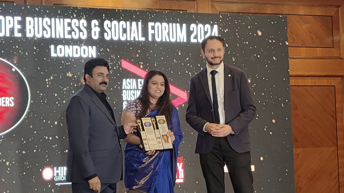 Pune: Dr Asmita Jagtap Honoured By AsiaOne Magazine In London