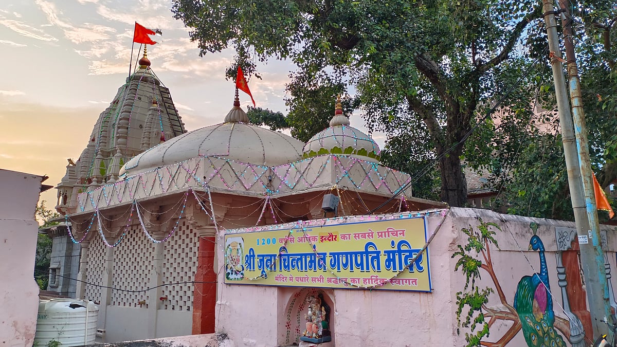 Mughal Ruler Bowed Down At Juna Chintaman Ganesh Temple; Lord Ganesha ...