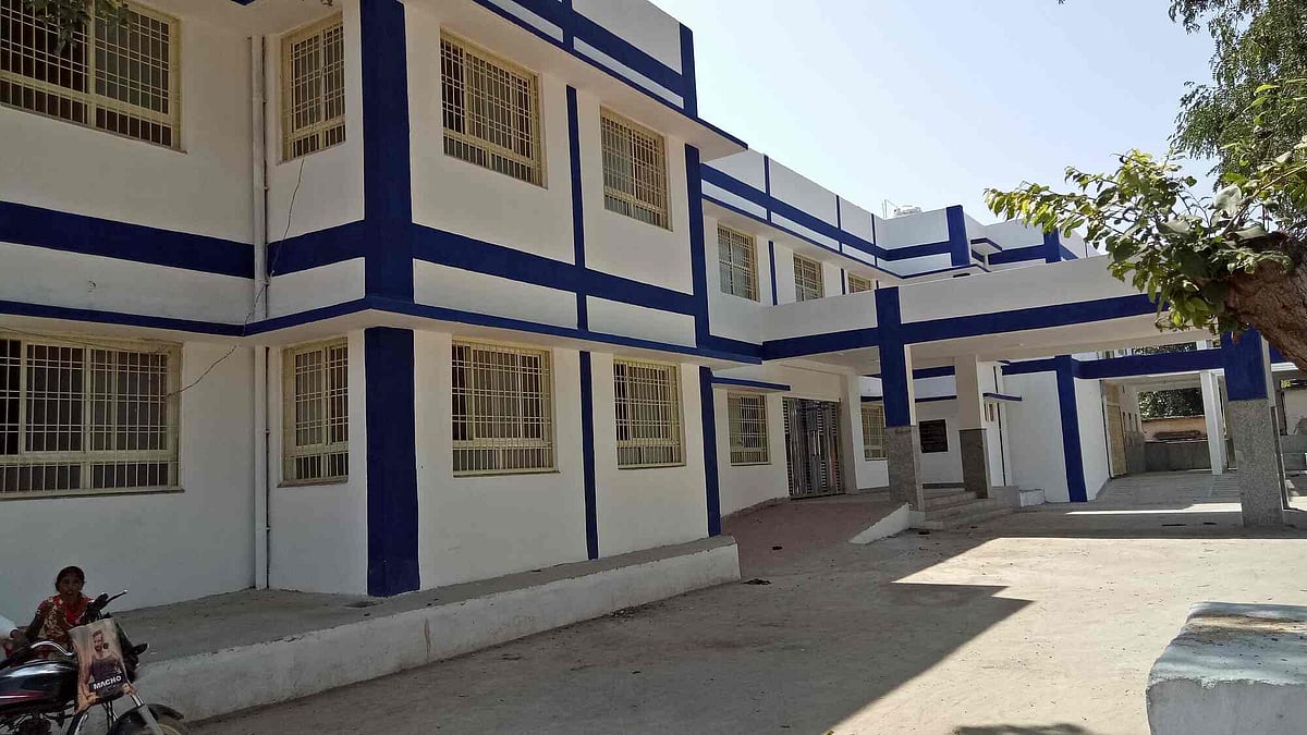Oxygen Plants Lying Closed At Kailaras, Joura CHCs