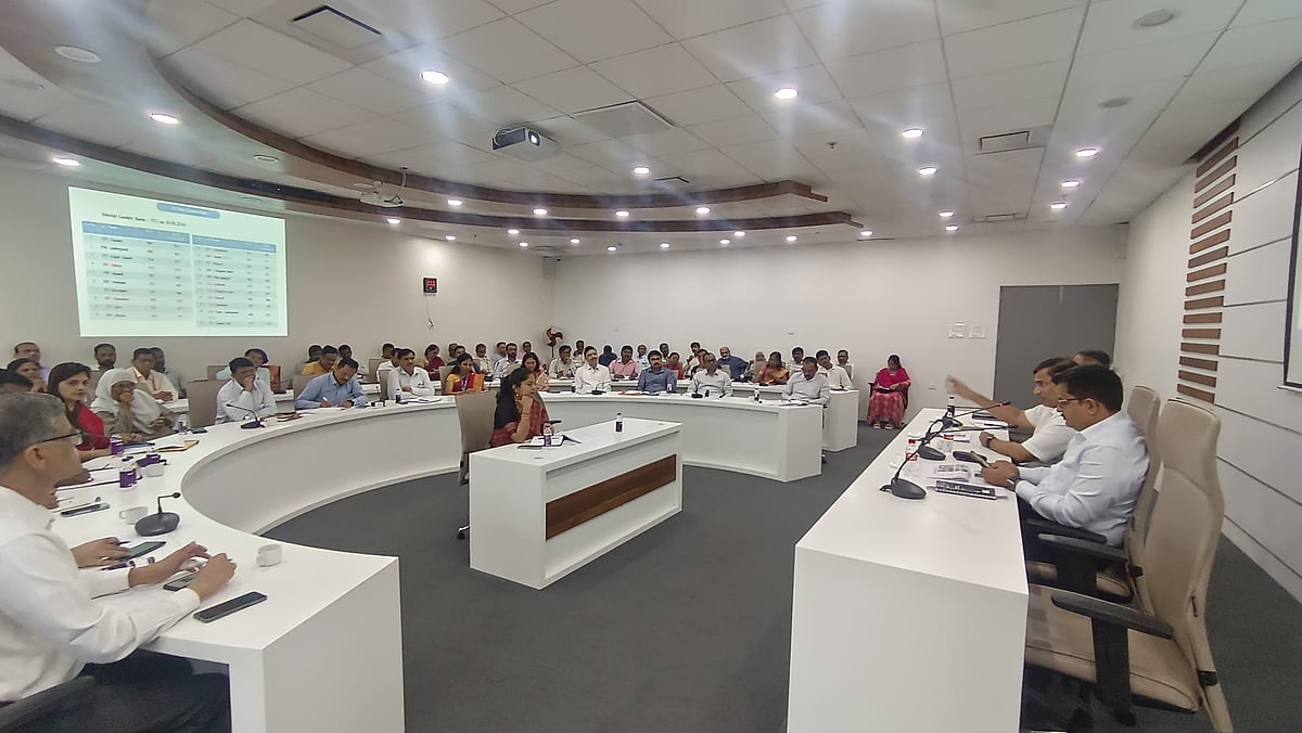 Pune: Collector Dr Suhas Diwase Advocates Voter Awareness through SVEEP ...