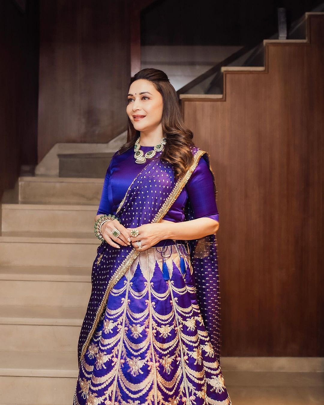 Navratri Day 9 Colour: Purple Looks For The Final Shardiya Navratri ...