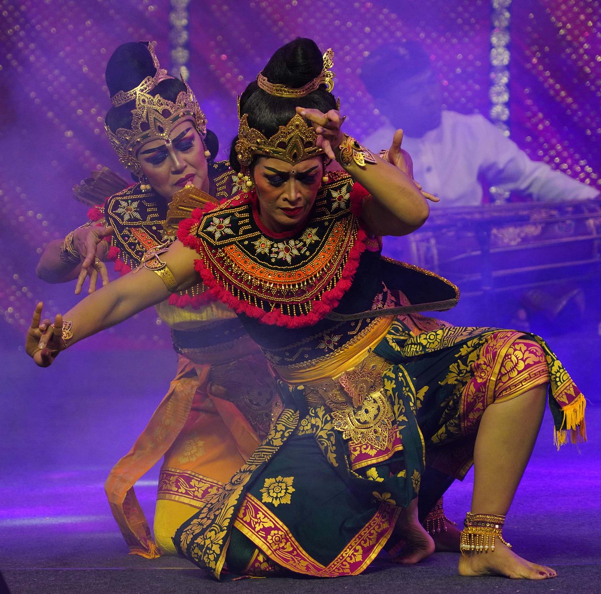 Bhopal Updates: Pawandeep’s Performance Wins Hearts Of Audience ...