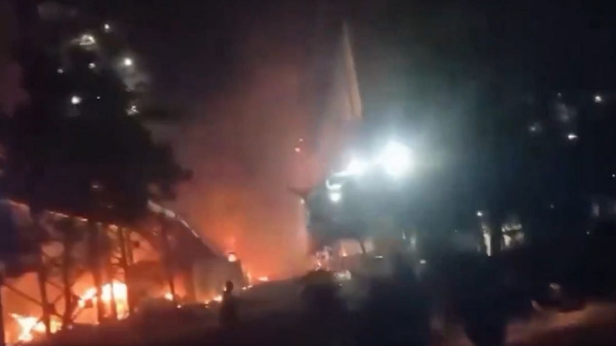 Maharashtra: 16 Injured After Fire Breaks Out At Bhugaon Steel Company ...
